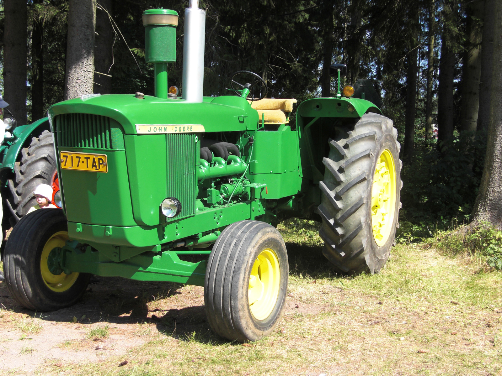 Juhannuksen traktorivisa! Tunnistatko vanhat traktorit ja niiden ...