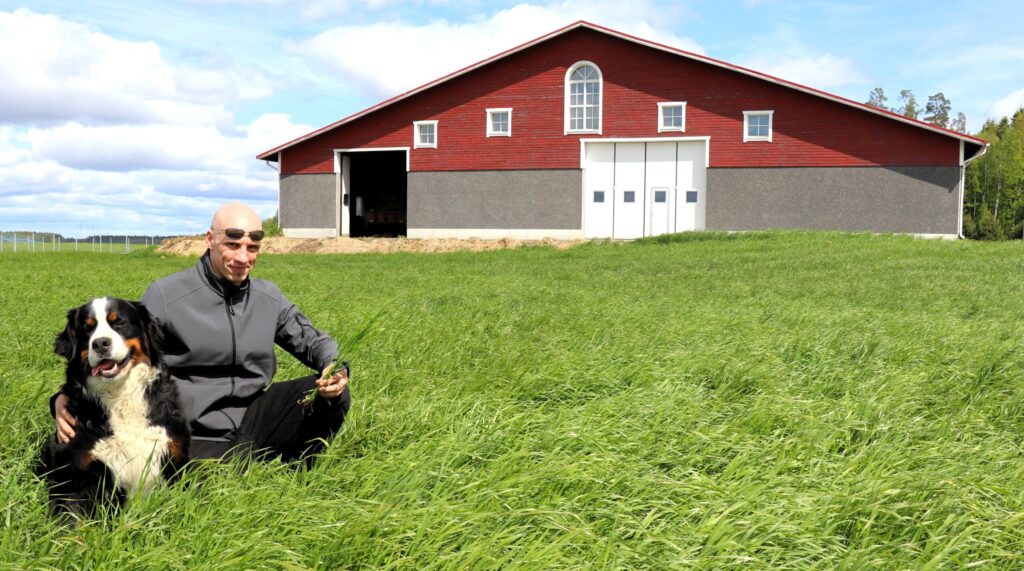 Omalla korjuuketjulla tehokasta korjuuta ja laadukasta säilörehua ...